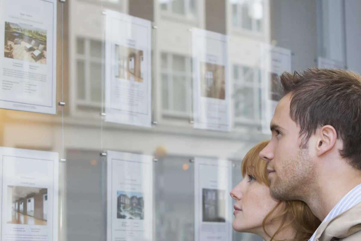 10 Clues to Know You've Found Right House (March 2026)