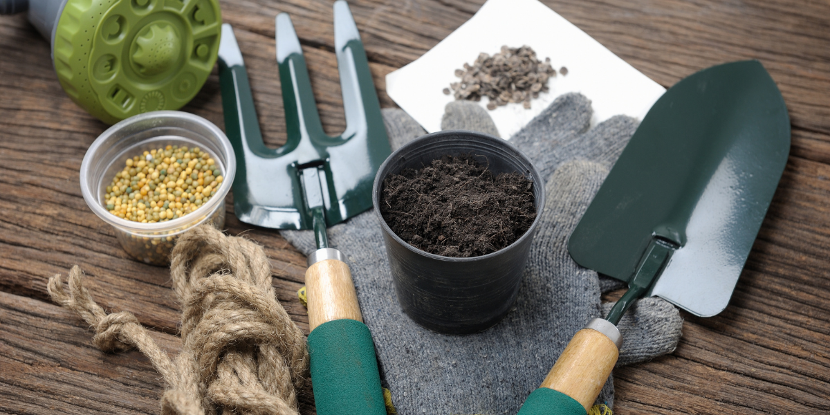 Best Gardening Tools Set (April 2024)